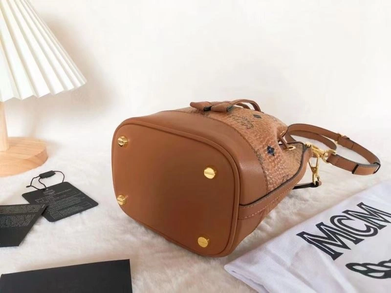 Top mirror MCM Bucket Bags