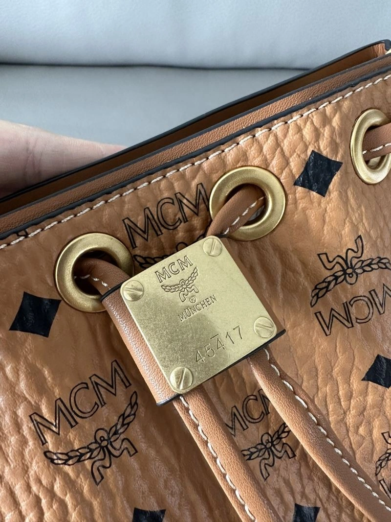 Top mirror MCM Bucket Bags