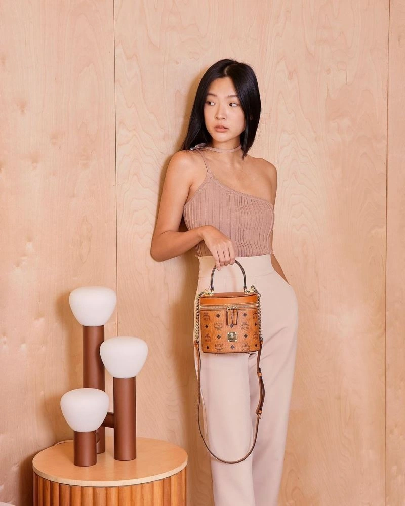 Top match MCM Bucket Bags