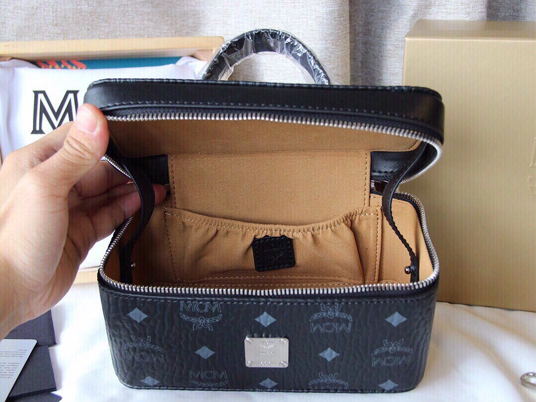 Brand-original MCM Cosmetic Bags