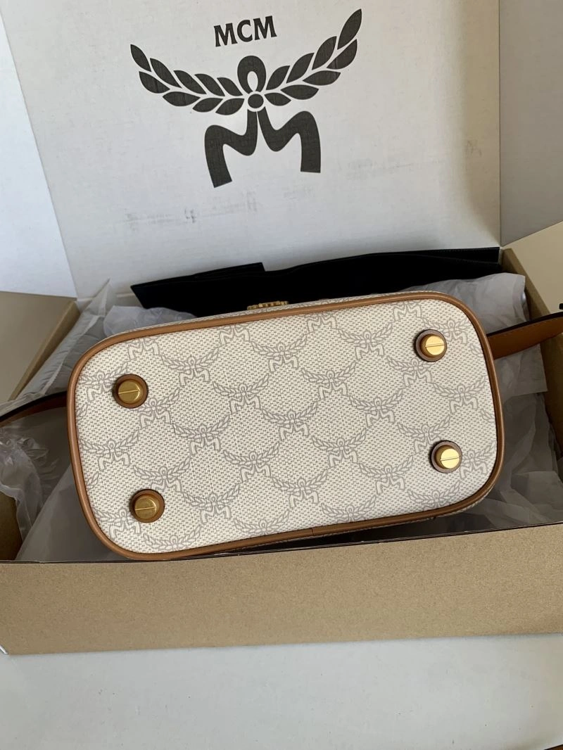 Low-cost MCM Cosmetic Bags