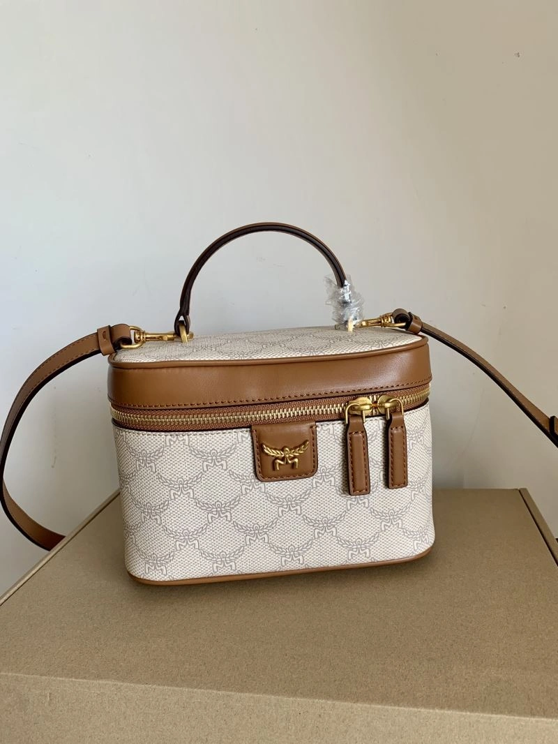 Low-cost MCM Cosmetic Bags