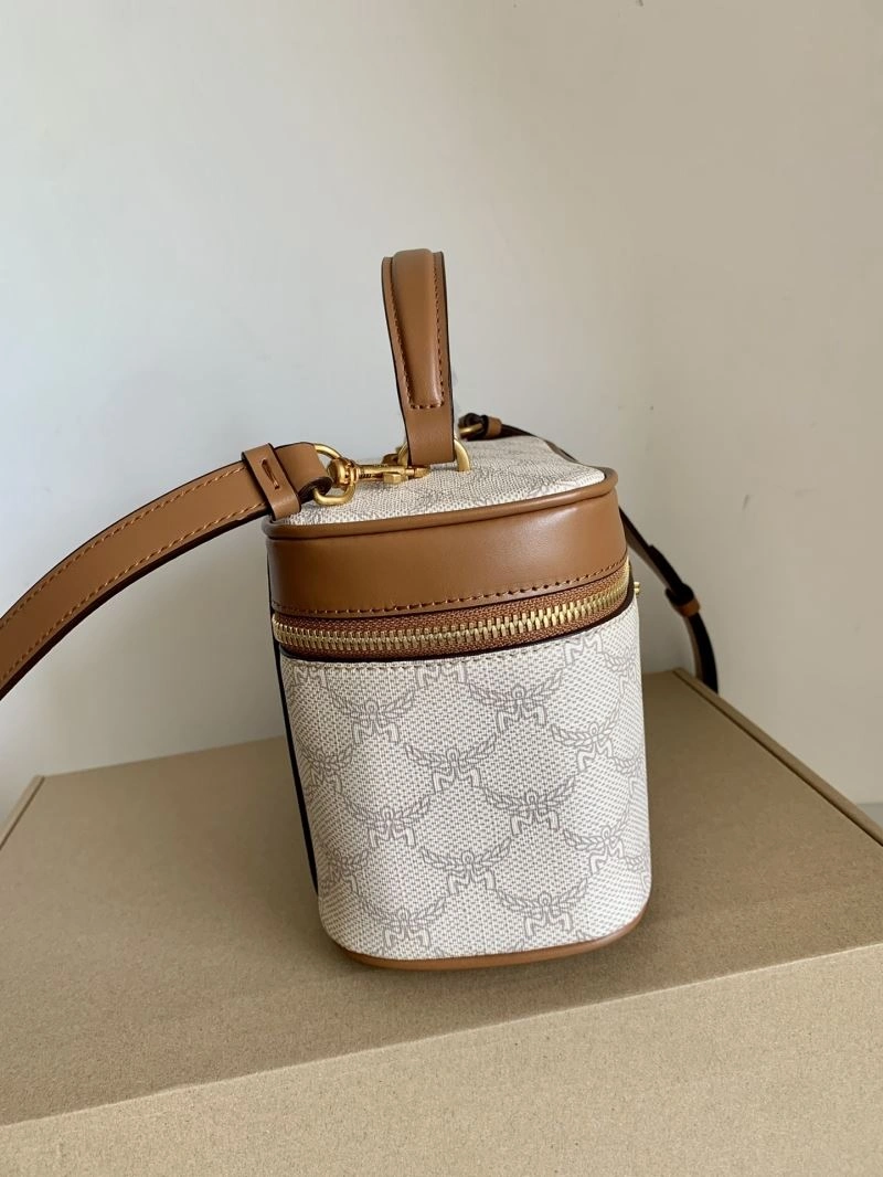 Low-cost MCM Cosmetic Bags