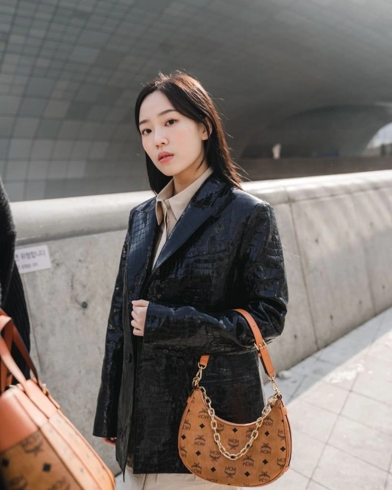 Low-cost MCM Hobo Bags