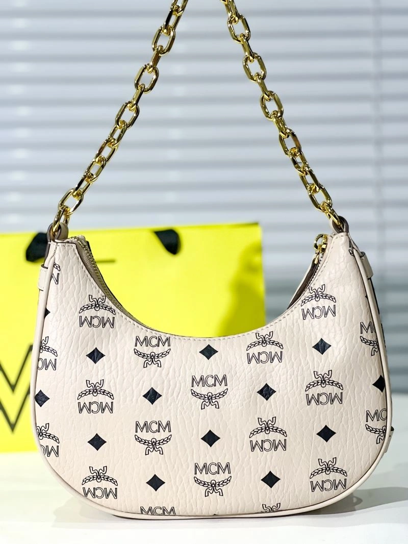 Accurate model MCM Hobo Bags
