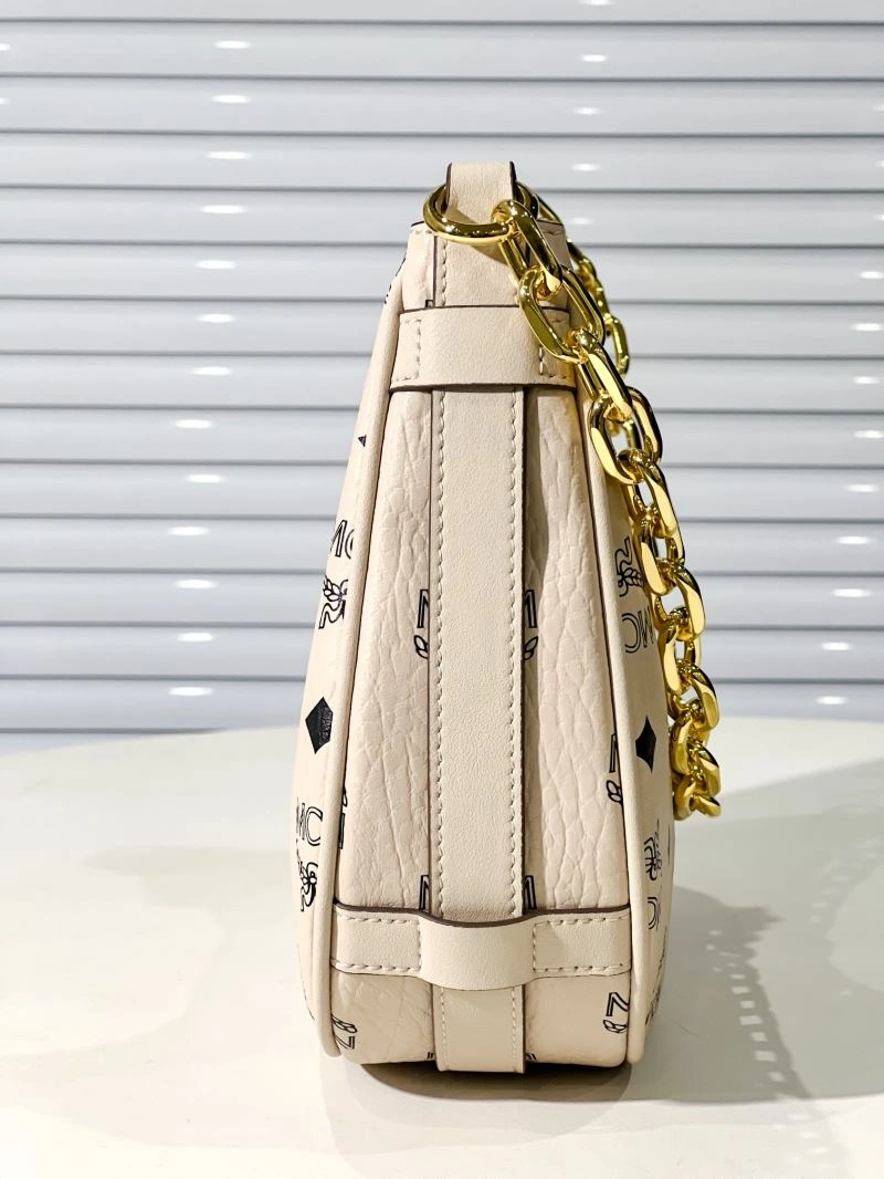 Accurate model MCM Hobo Bags