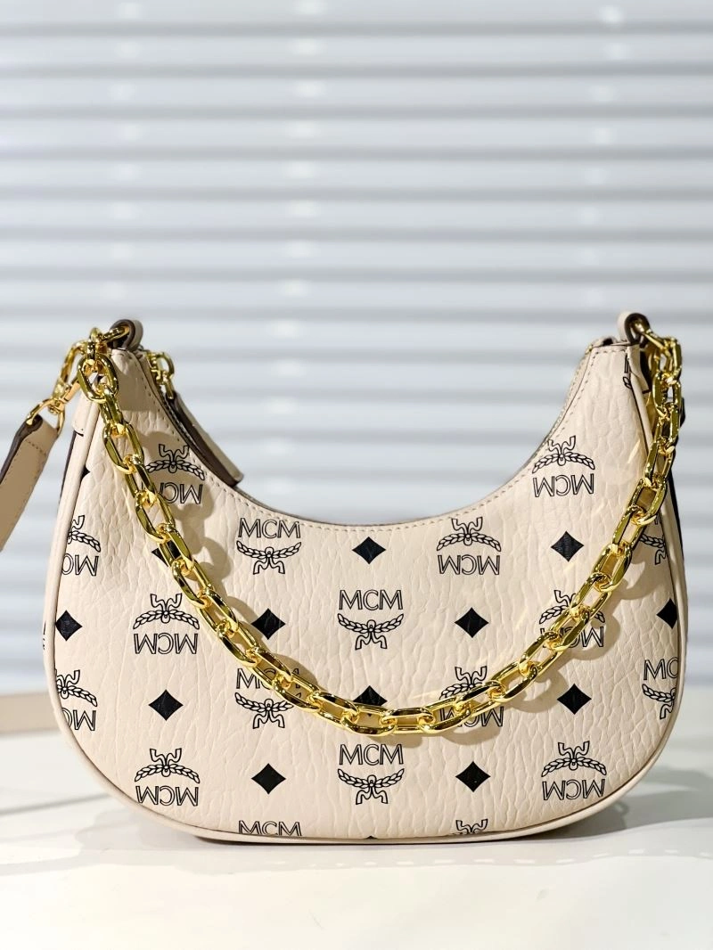 Accurate model MCM Hobo Bags