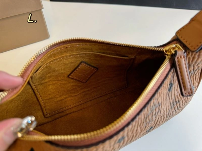 Bargain MCM Hobo Bags