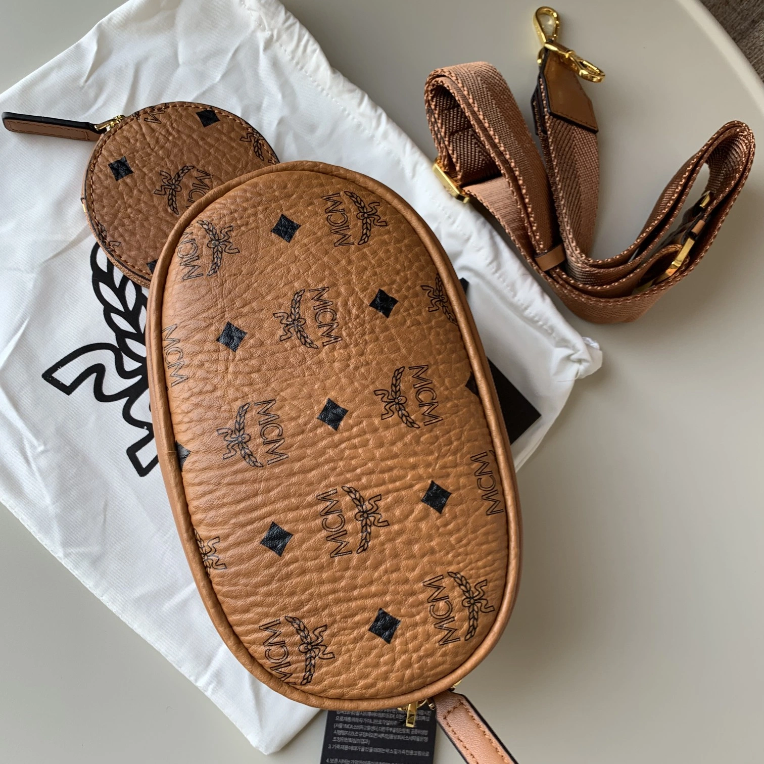Top mirror MCM Round Bags