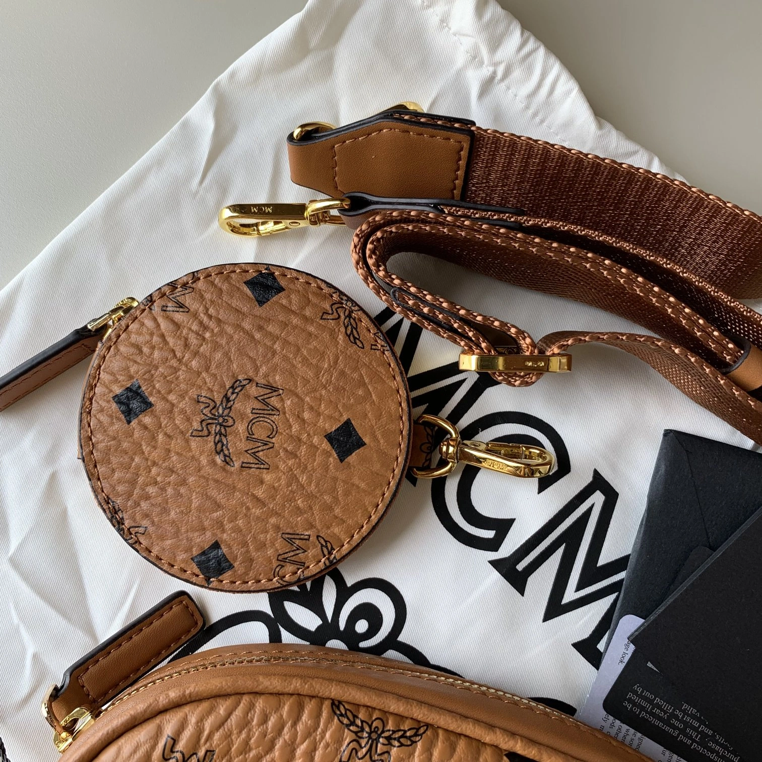 Top mirror MCM Round Bags