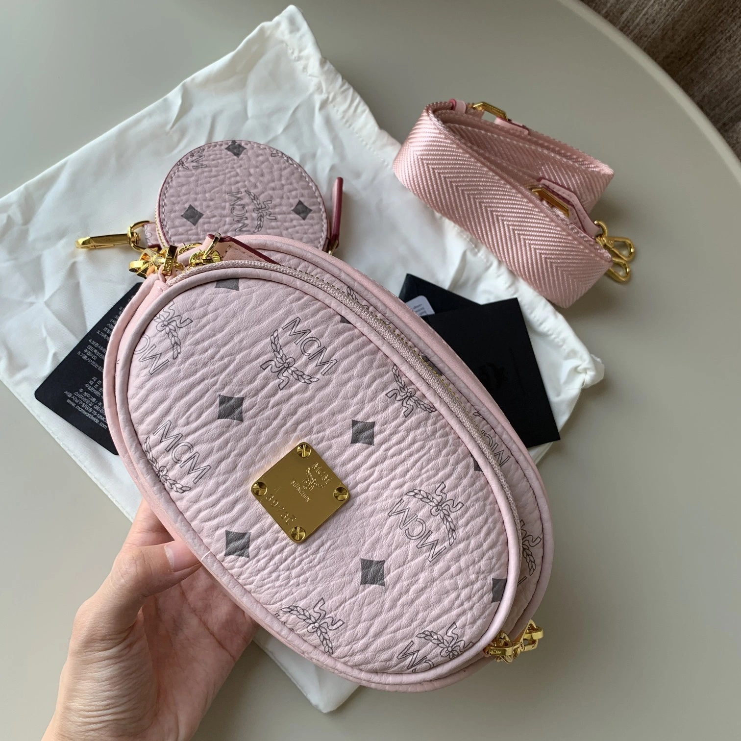 Low-cost MCM Round Bags