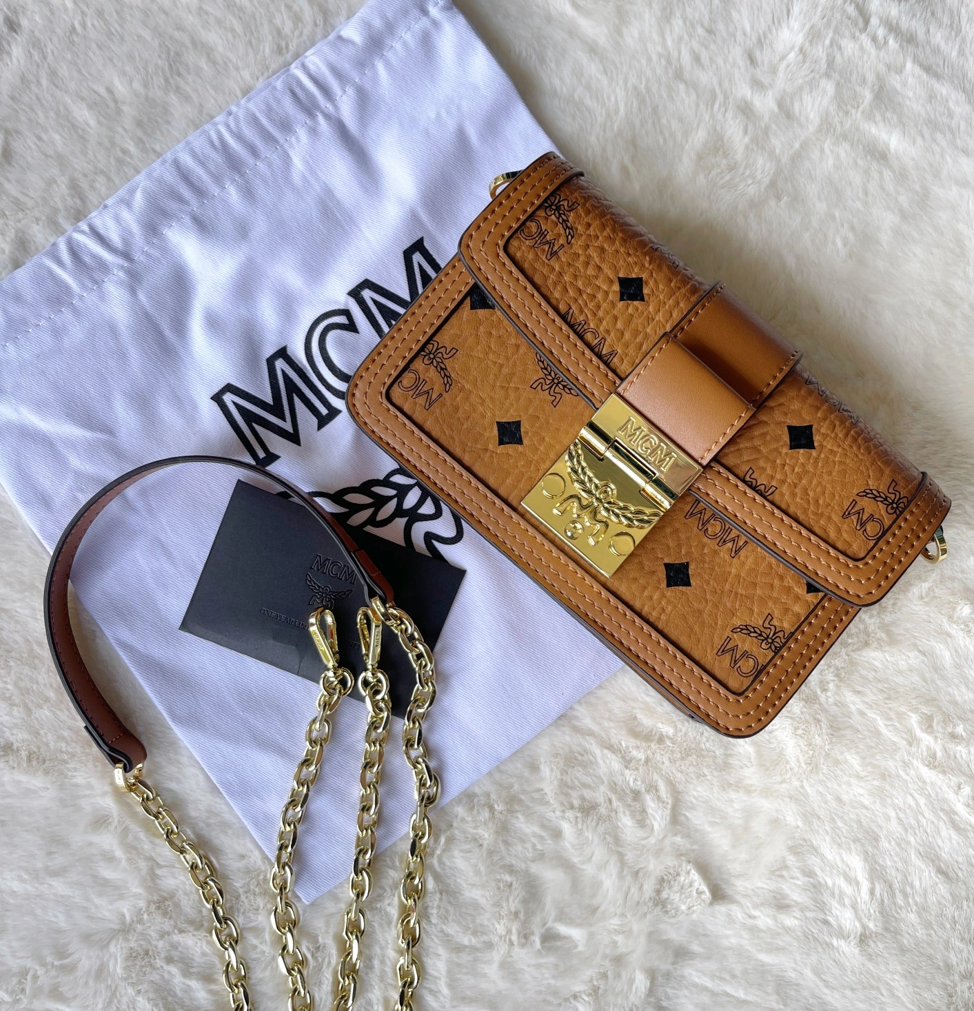 Top mirror MCM Satchel Bags