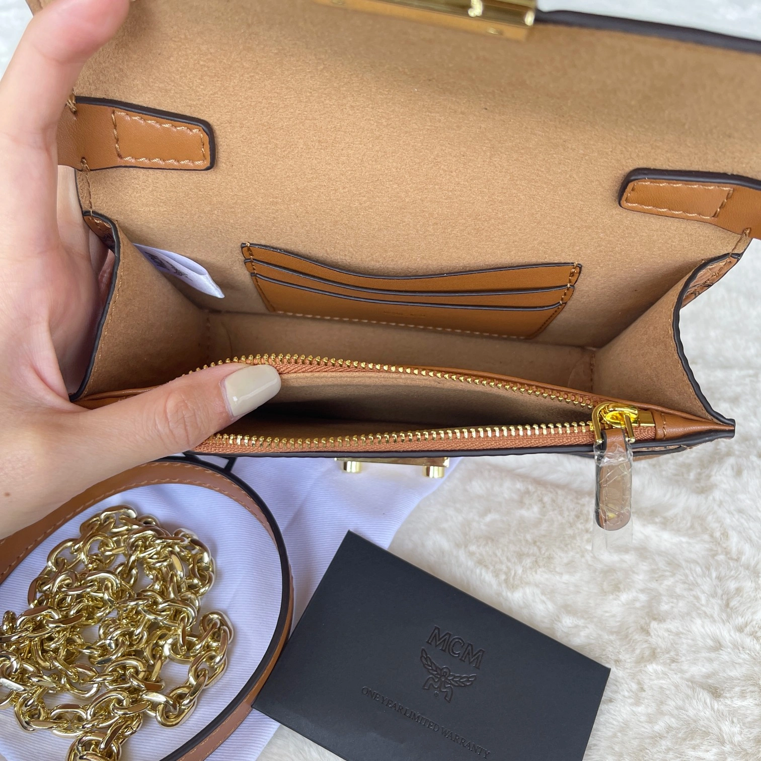 Top mirror MCM Satchel Bags