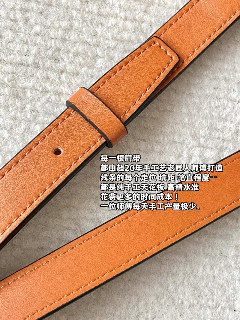Top mirror MCM Satchel Bags