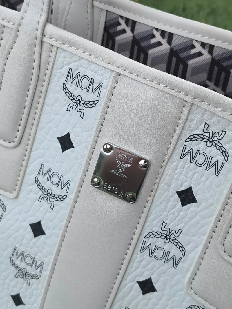 Accurate model MCM Shopping Bags