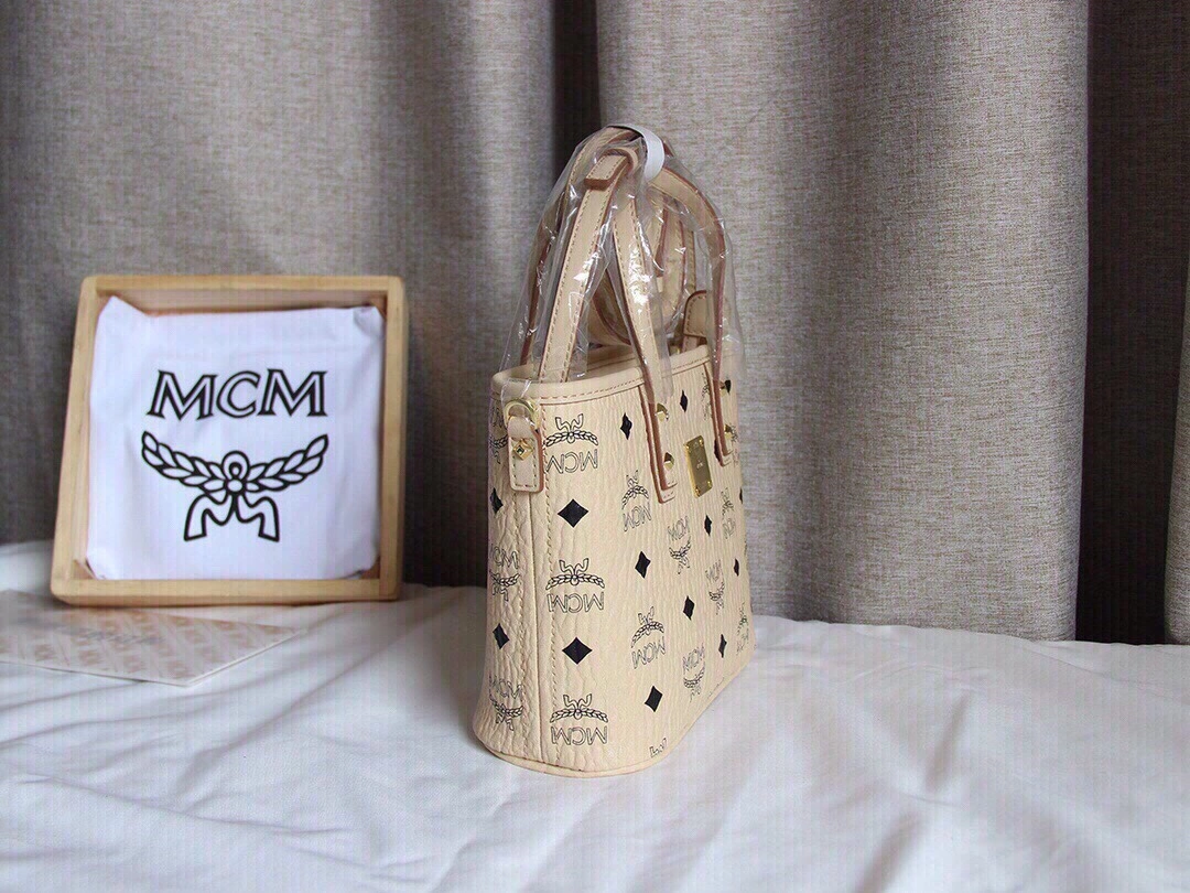 Reasonably priced MCM Shopping Bags