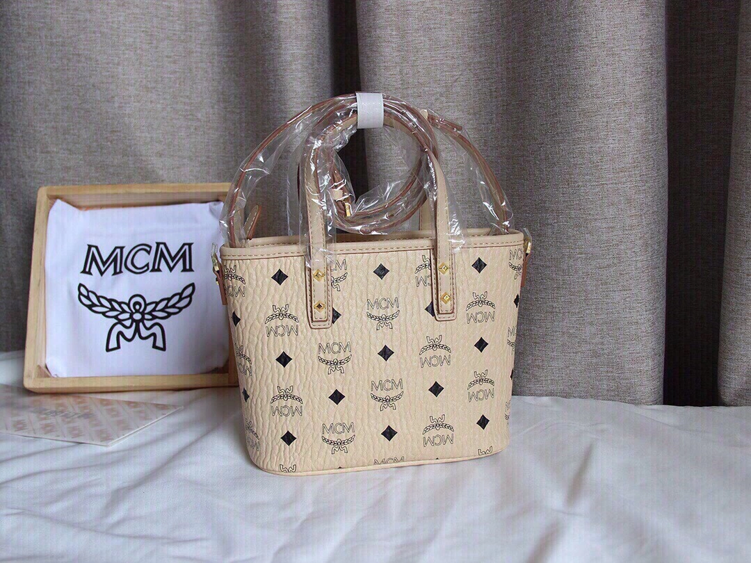 Reasonably priced MCM Shopping Bags