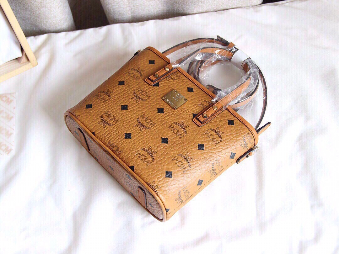 Affordable MCM Shopping Bags