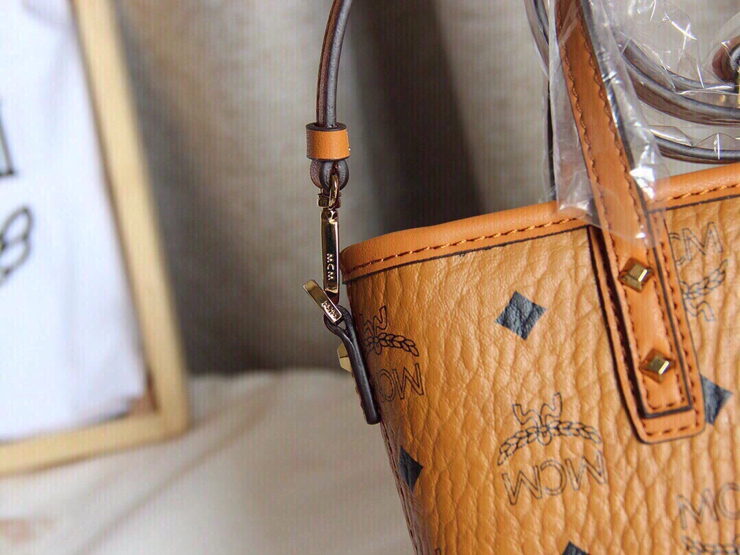 Affordable MCM Shopping Bags