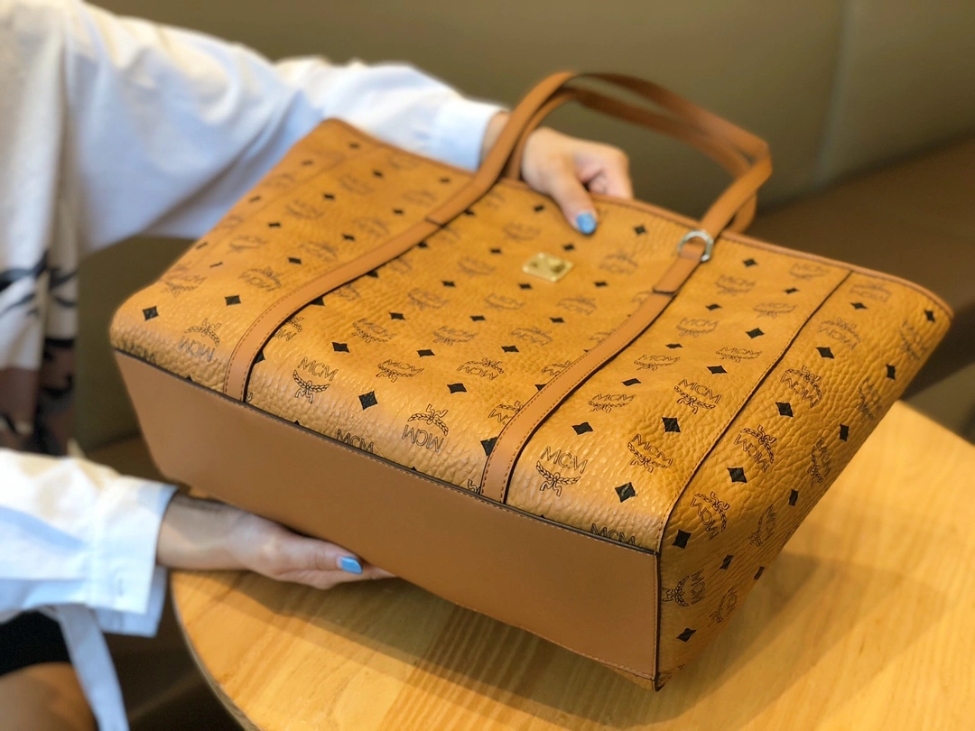 High fidelity MCM Shopping Bags