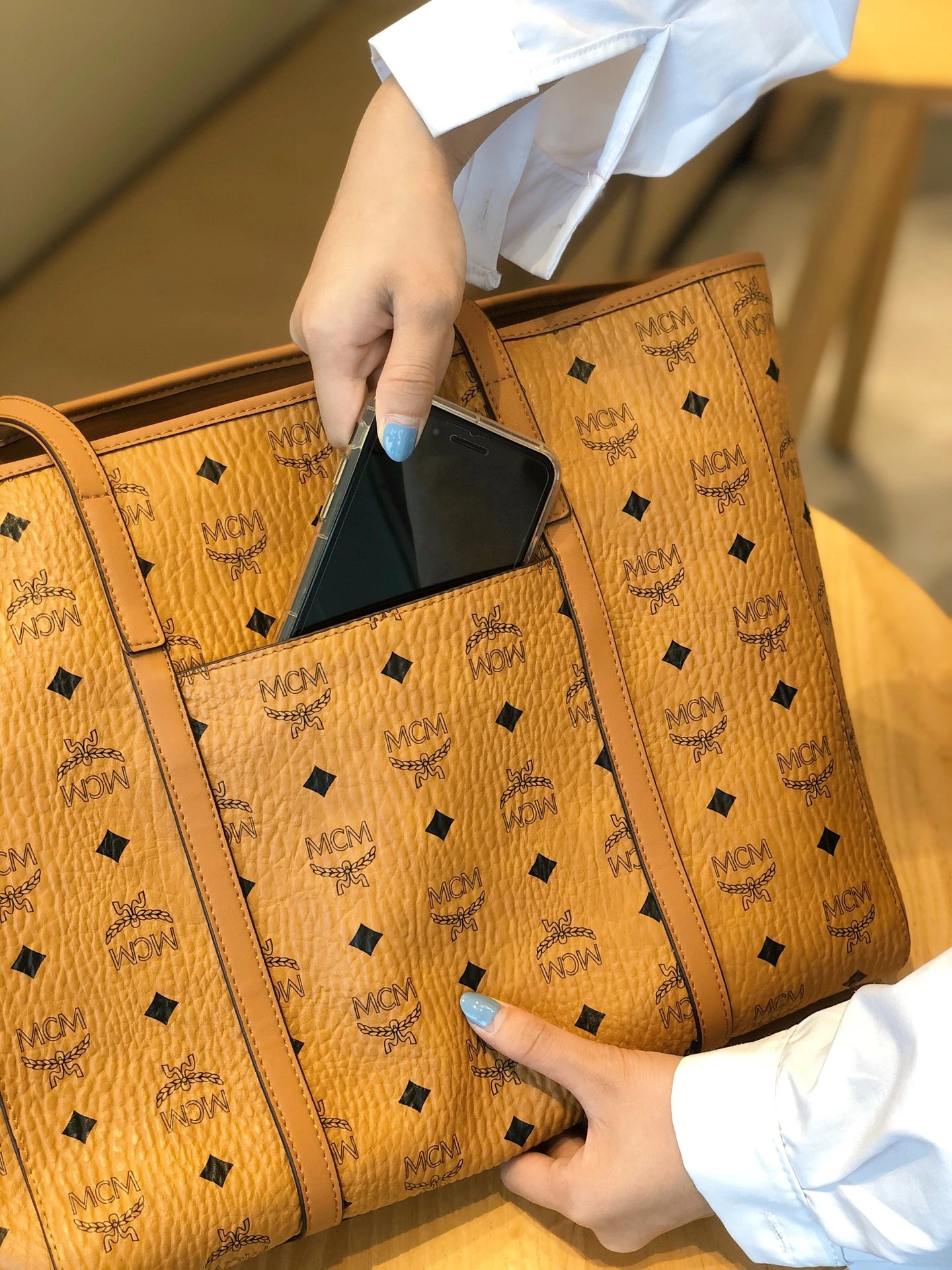 High fidelity MCM Shopping Bags