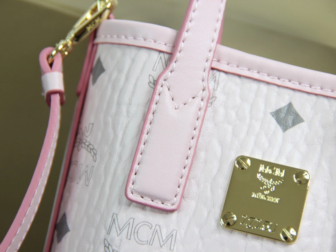 Inexpensive MCM Shopping Bags