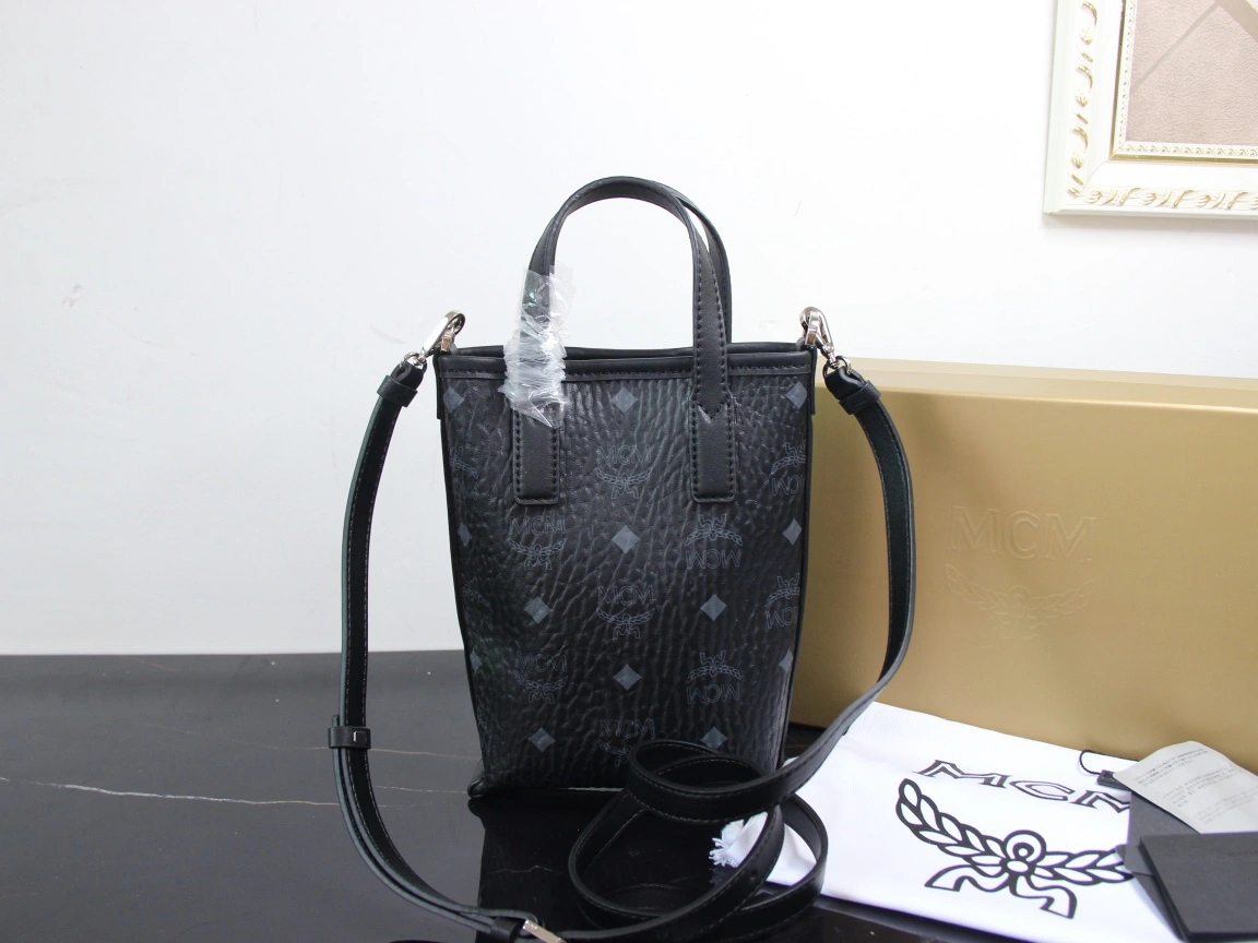 High accuracy MCM Shopping Bags