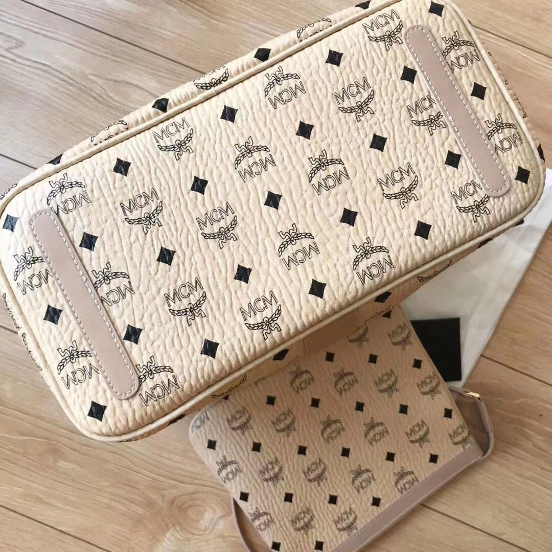 Brand-authenticated MCM Shopping Bags