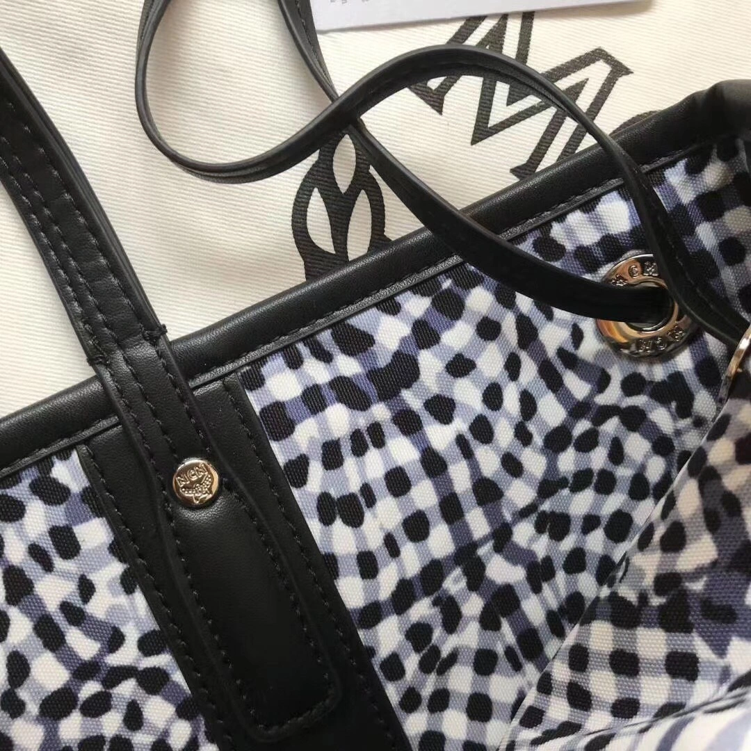 Brand-original MCM Shopping Bags