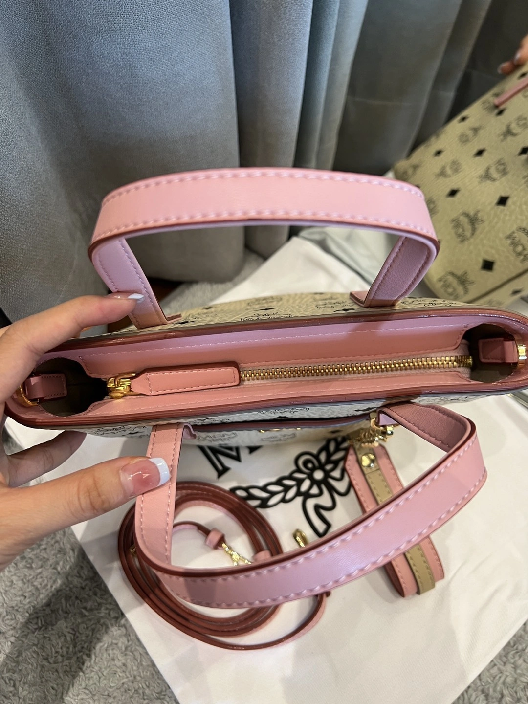 Inexpensive MCM Shopping Bags