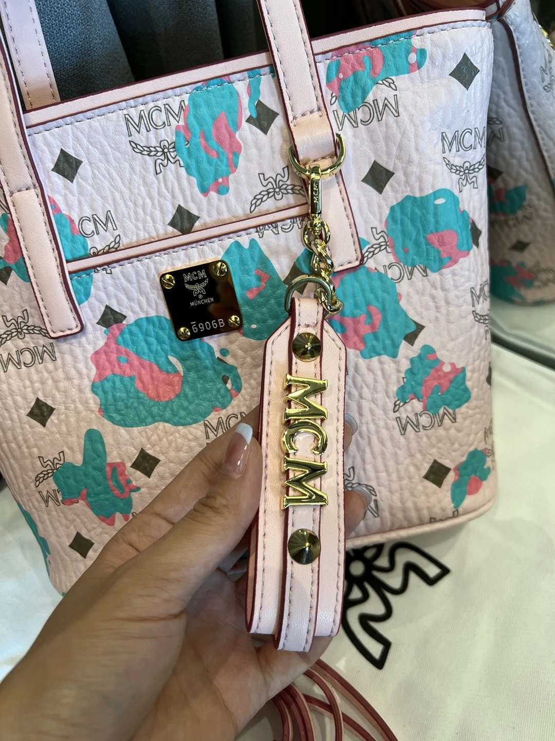 Top match MCM Shopping Bags