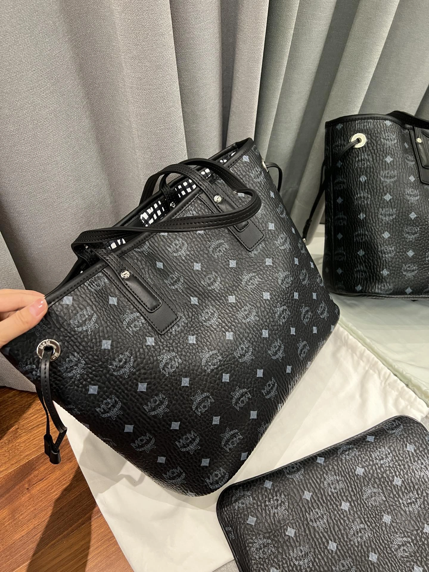 Reasonably priced MCM Shopping Bags