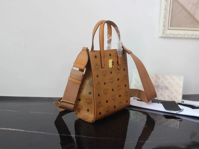 Accurate model MCM Shopping Bags