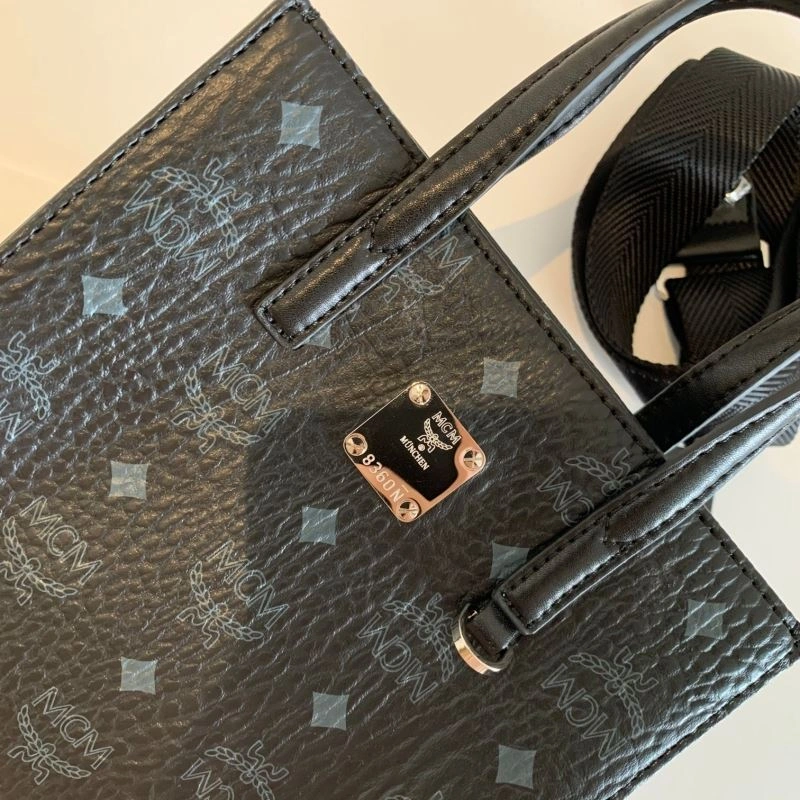 Brand-authenticated MCM Shopping Bags