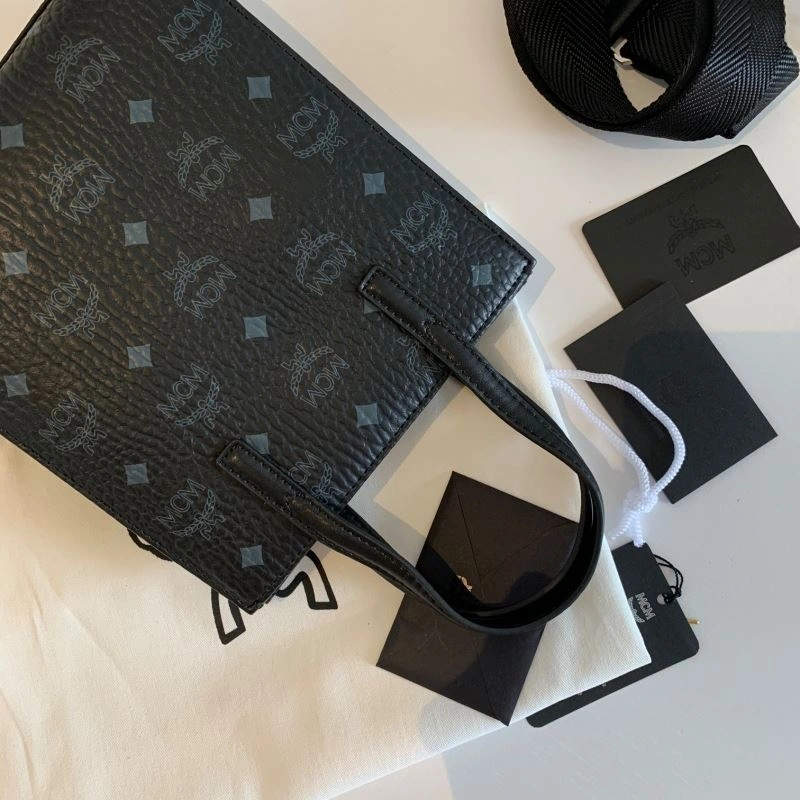 Brand-authenticated MCM Shopping Bags