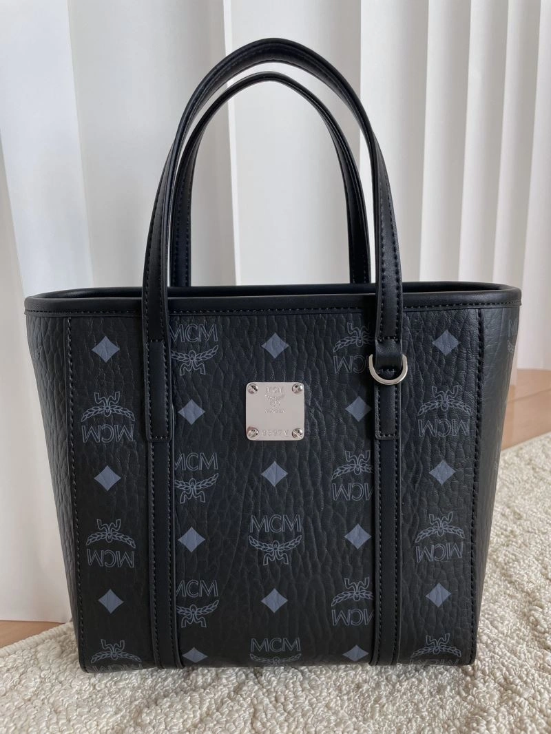 Accurate model MCM Shopping Bags