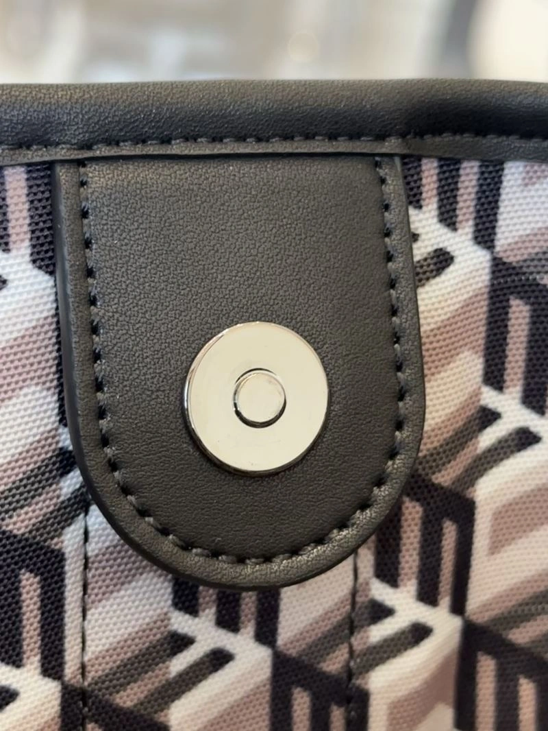 Cut-rate MCM Shopping Bags