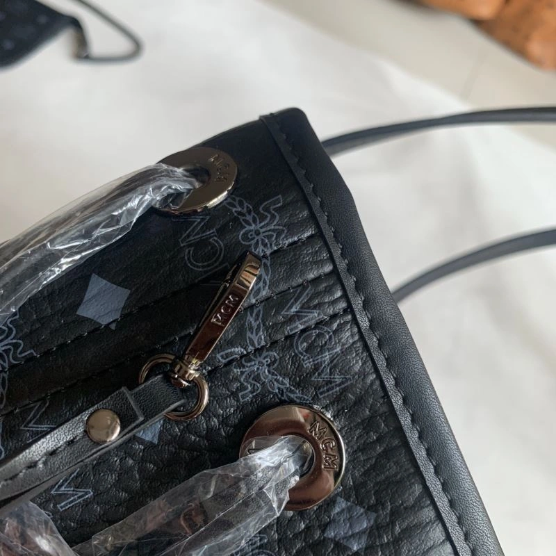 Inexpensive MCM Shopping Bags