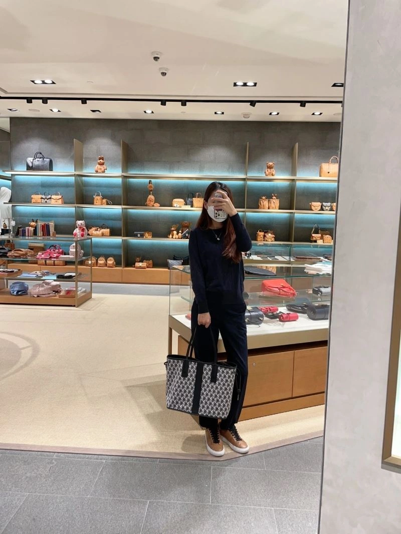 OEM MCM Shopping Bags