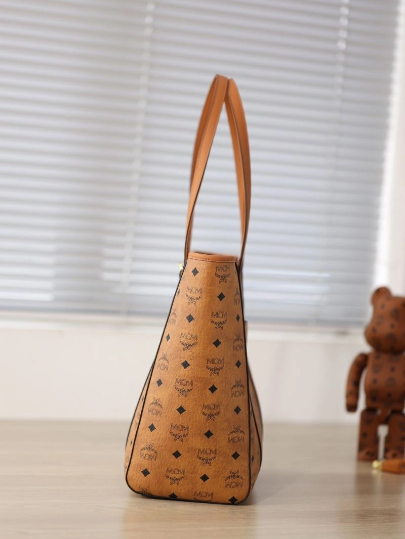 Accurate model MCM Shopping Bags