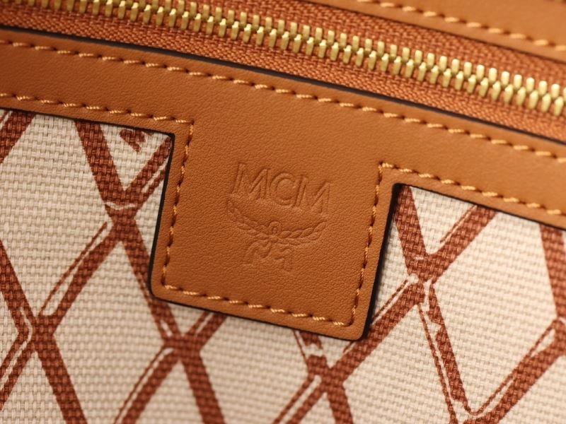 Accurate model MCM Shopping Bags