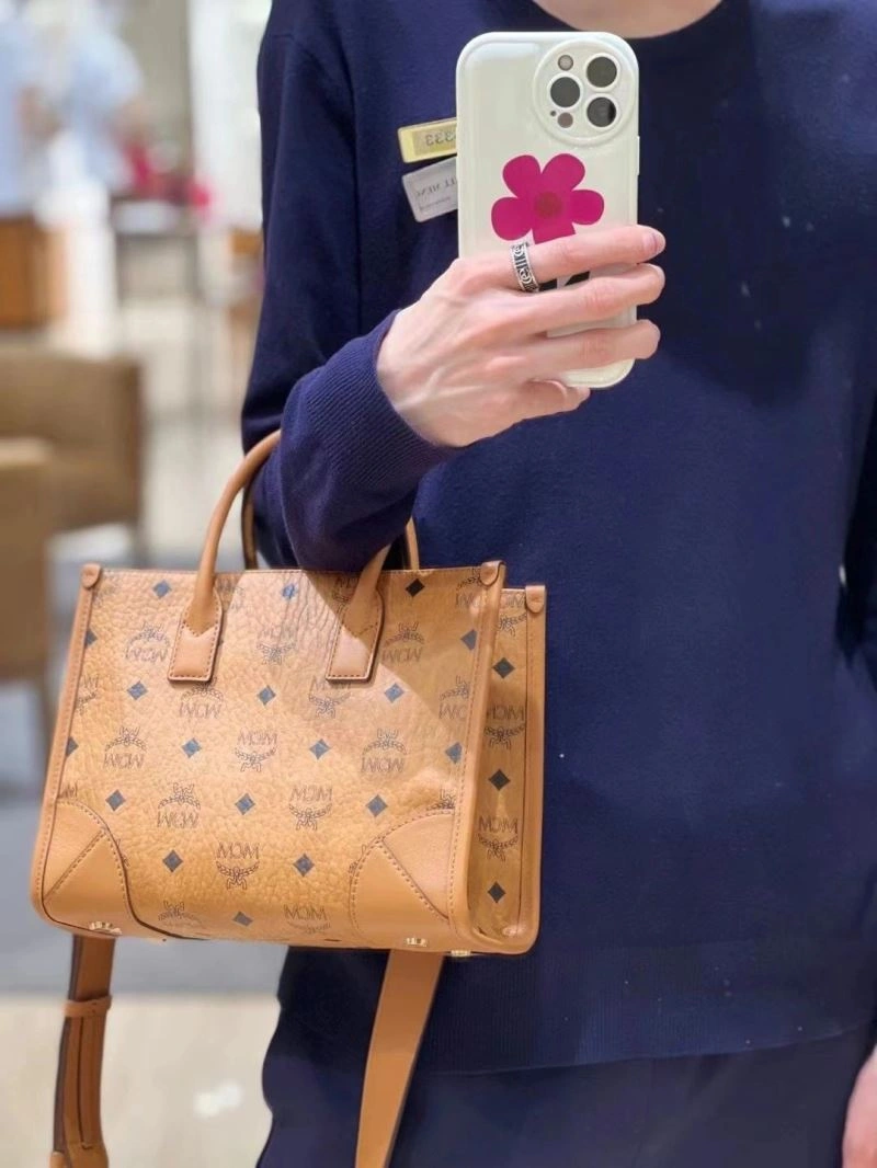 Cut-rate MCM Shopping Bags