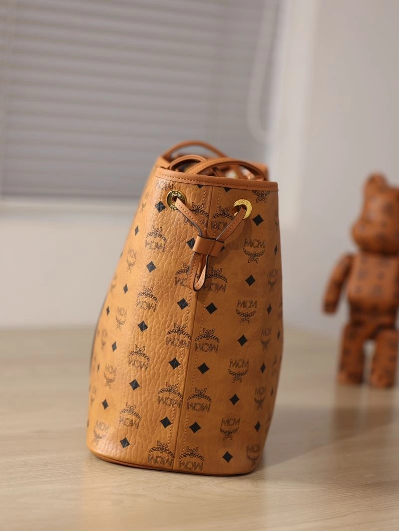 Top mirror MCM Shopping Bags