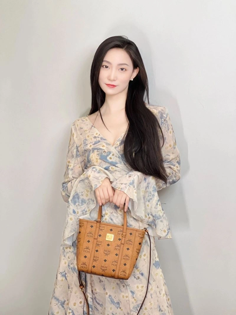 Mirror quality MCM Shopping Bags