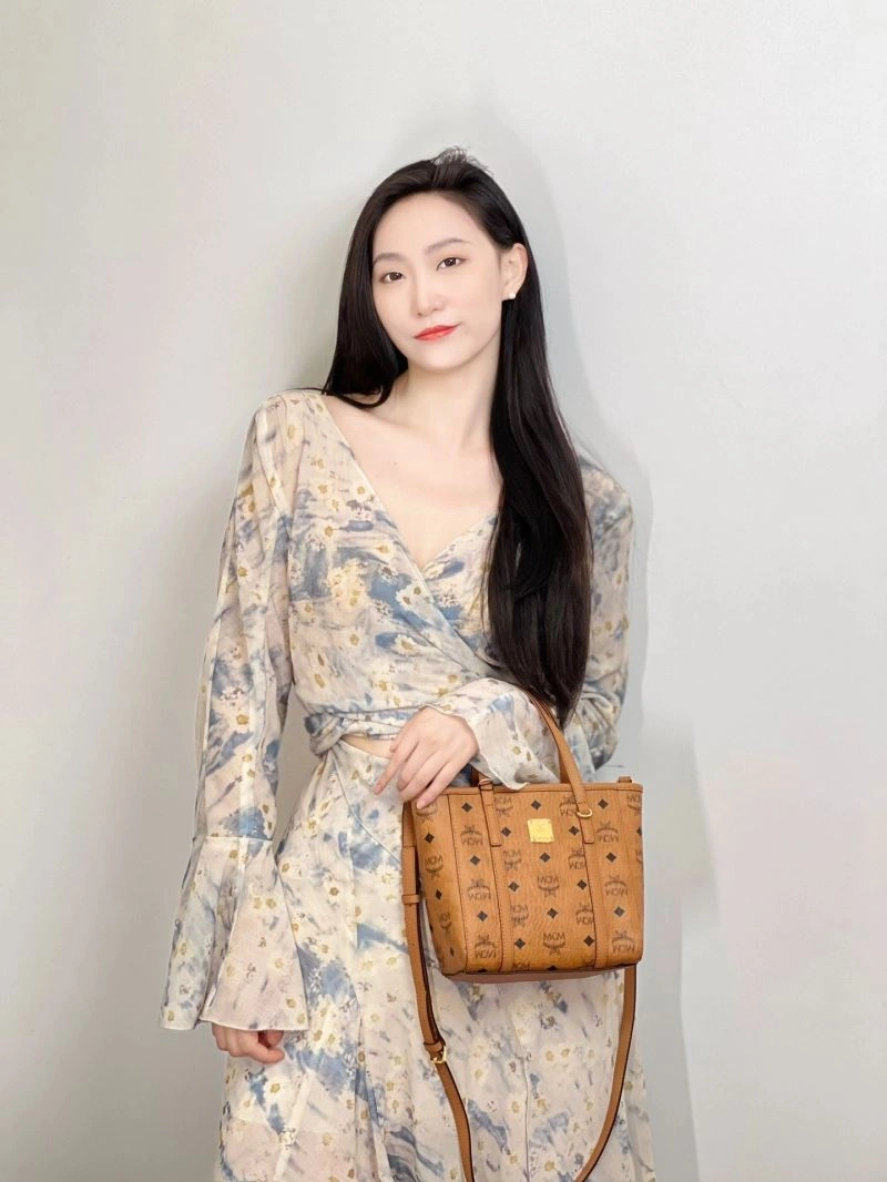 Mirror quality MCM Shopping Bags