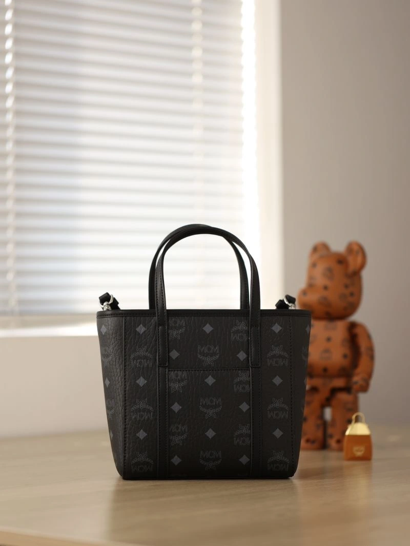 Accurate model MCM Shopping Bags