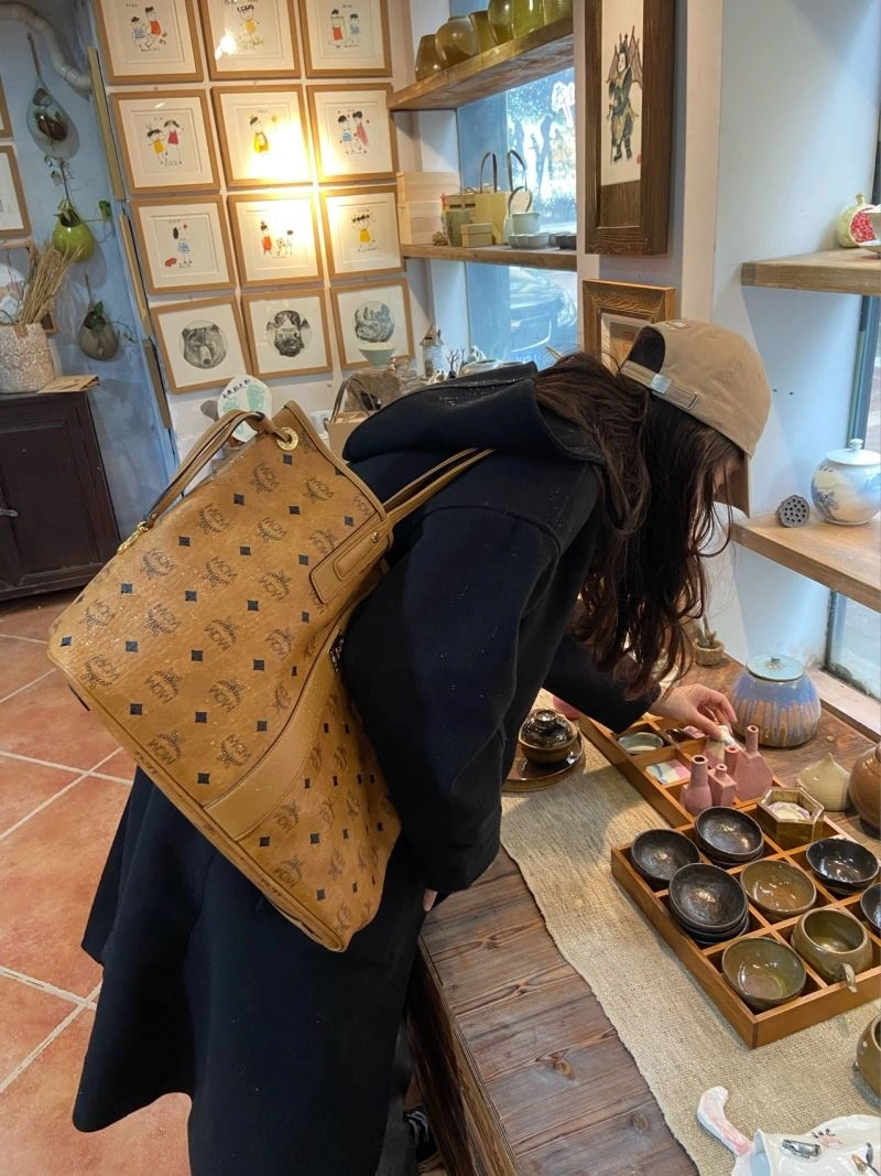 1:1 copy MCM Shopping Bags