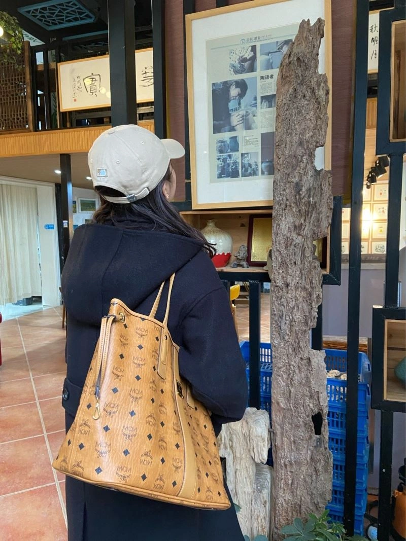 1:1 copy MCM Shopping Bags