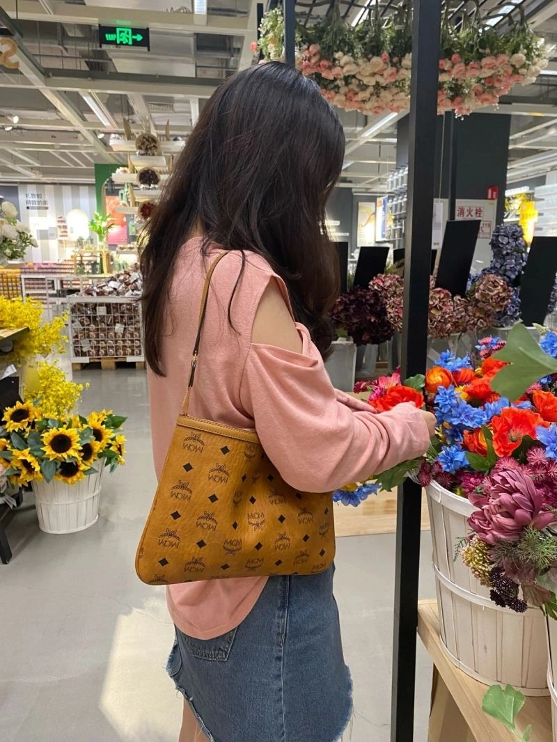 1:1 copy MCM Shopping Bags