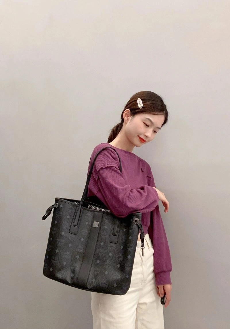 Brand-original MCM Shopping Bags